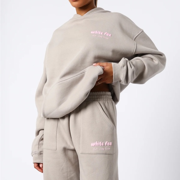 White Fox Boutique | Tops | White Fox Boutique Hoodie | Poshmark